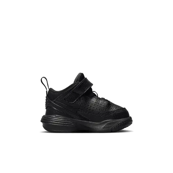 JORDAN Max Aura 5 Sneakers