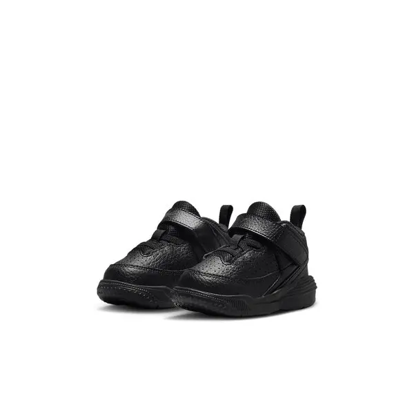 JORDAN Max Aura 5 Sneakers