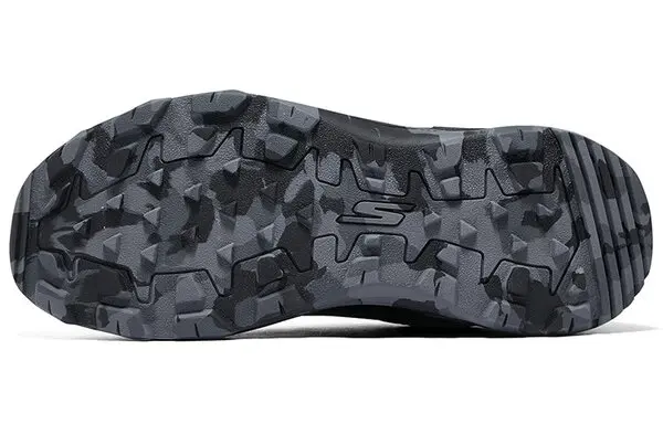 Sketchers Go Run Trail Sneakers - Black