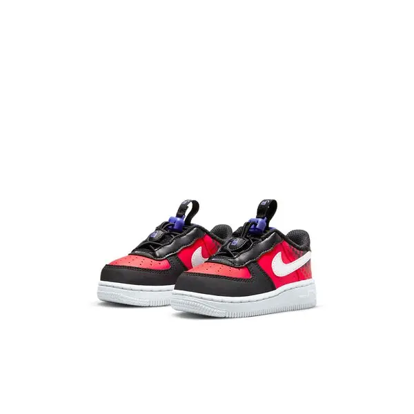 Nike Force 1 Toggle Se Sneakers