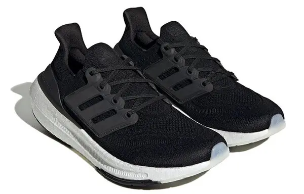 Adidas Ultra Boost Light - Black/white