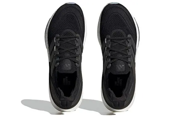 Adidas Ultra Boost Light - Black/white