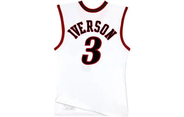 Mitchell & Ness Philadelphia 76ers "3" Allen Iverson Jersey - Default Colorway