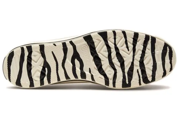 CONVERSE Chuck 70 Low Top Sneakers With Archival Zebra Print - Black