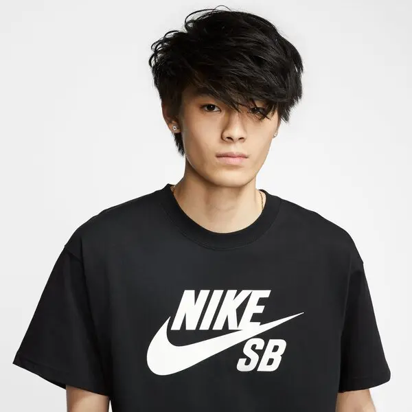 Nike Skateboard Graphic T-shirt - Black