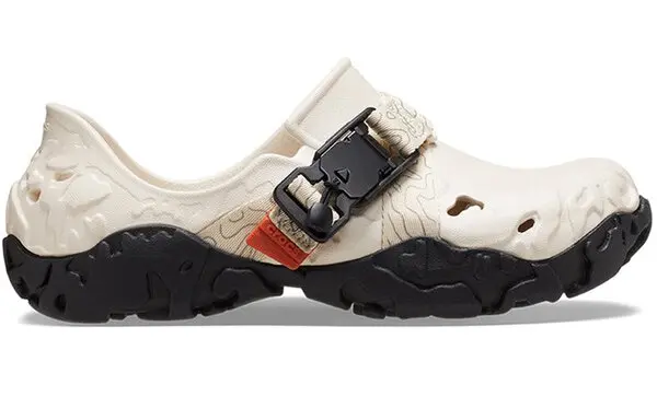 CROCS All-terrain Atlas Clogs - Stucco/black