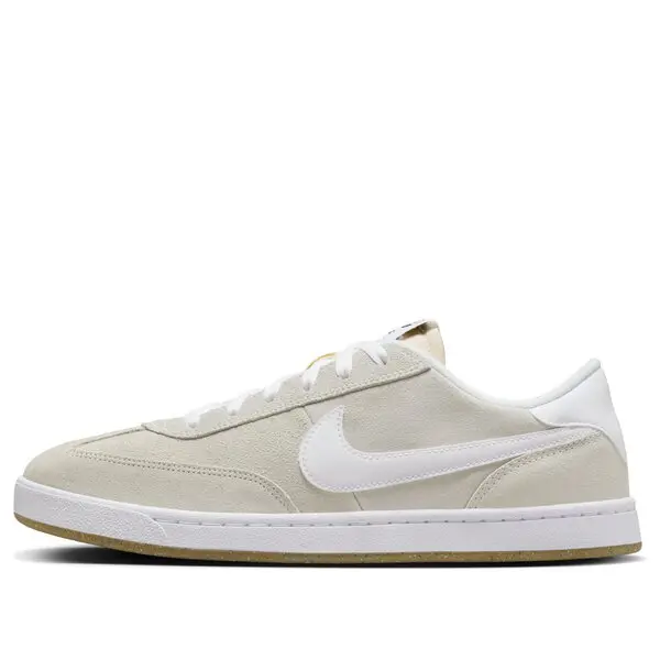 Nike Fc Classic Sb Sneakers - White
