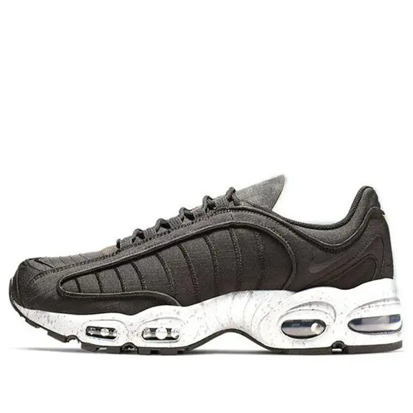 Nike Max Tailwind Iv Sp - Black/wolf Grey-volt
