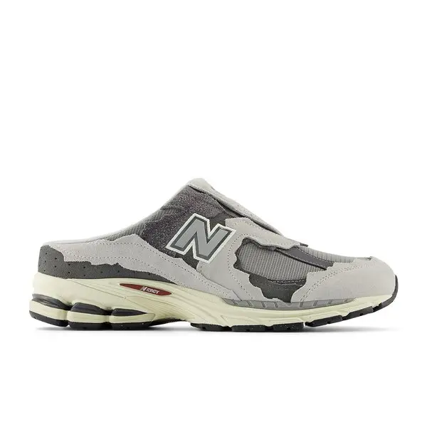NEW BALANCE 2002r Mule "protection Pack Rain Cloud" Sneakers