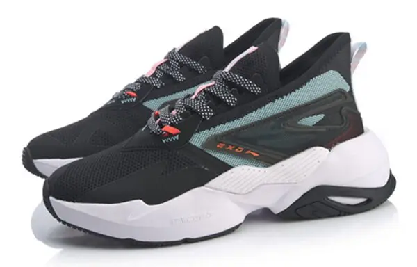 LI-NING Beyond Athletic Sneakers
