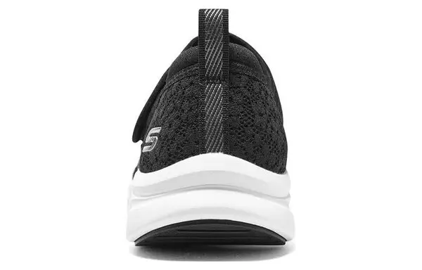 Sketchers D'lux Comfort Mary Jane Sneakers