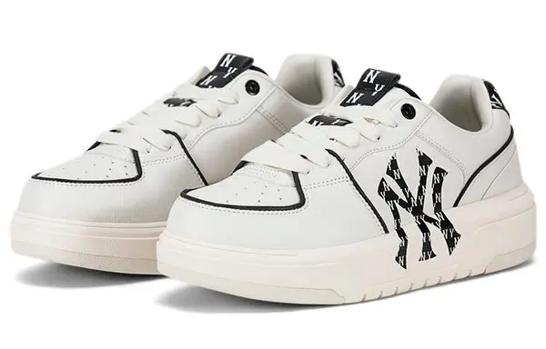 MLB Chunky Liner Yankees Monogram Sneakers