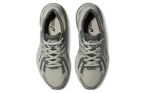 Asics Gel-flux Cn Athletic Sneakers - Cream White/grey