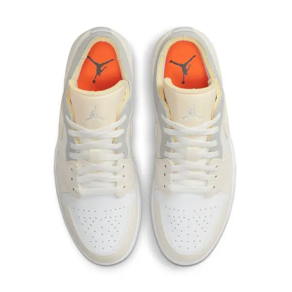 JORDAN 1 Low Se Craft "inside Out" Sneakers - Cream/whte/light Grey