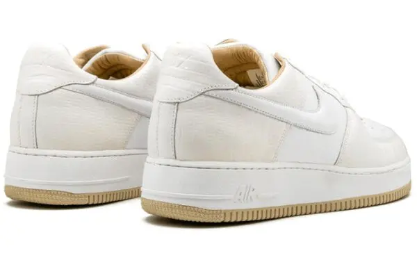 Nike Force 1 Lux Low Top Sneakers
