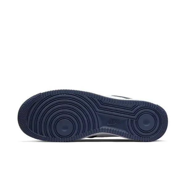 Nike Force 1 '07 Lv8 Low Top Sneakers