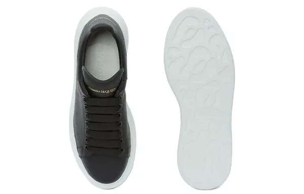 Alexander McQueen Oversized Sneaker - Black