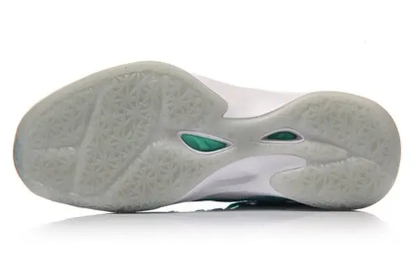 LI-NING Sonic 5 Mid Top Basketball Sneakers
