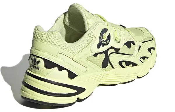 Adidas Astir "paint Drip" Sneakers