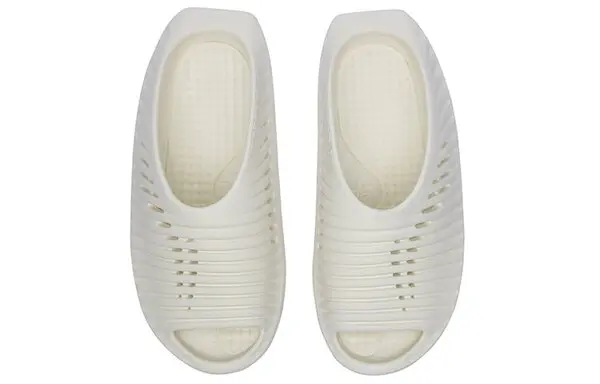 LI-NING Xuankong Slay Slides - White