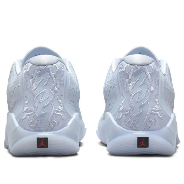 JORDAN Zion 3 Pf Sneakers