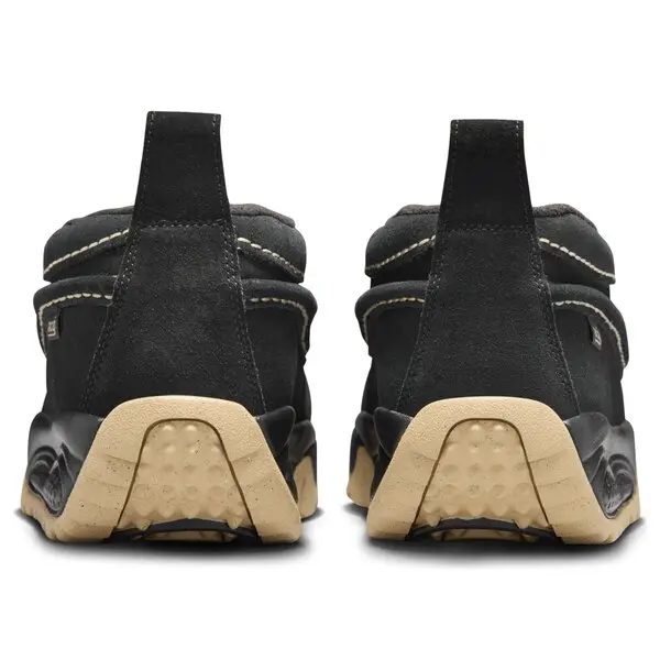 Nike Izy Sneakers