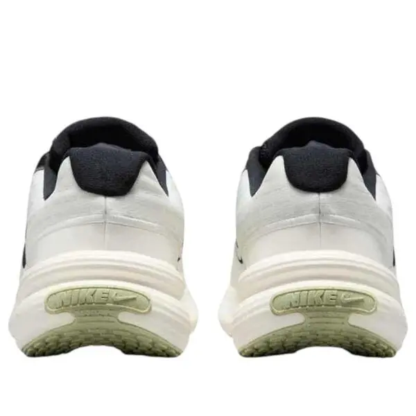Nike Uplift Sc "black White" Sneakers - Black/white