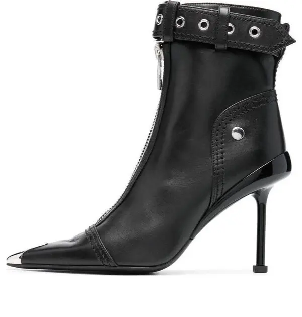 Alexander McQueen Leather Zip Up Ankle Boots - Black