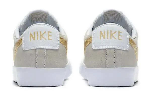 Nike Blazer Sb Low Sneakers - Tan