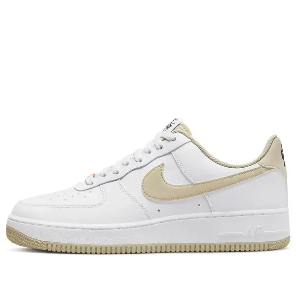 Nike Force 1 '07 Low Sneakers - White/brown