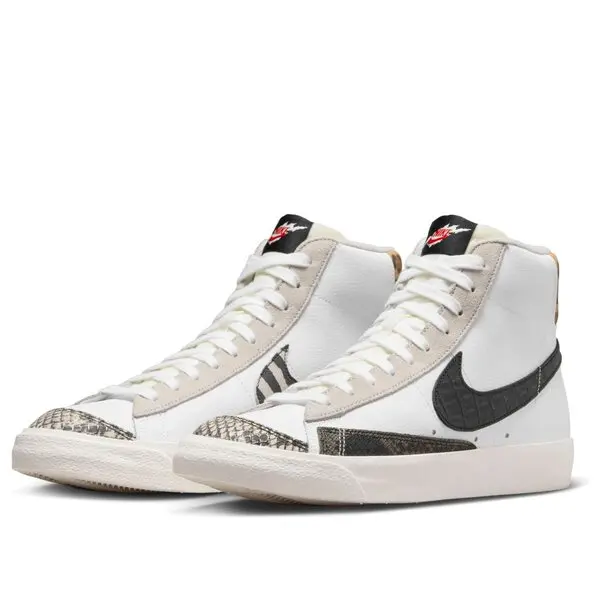 Nike Blazer Mid 'tunnel Walk' Sneakers - White
