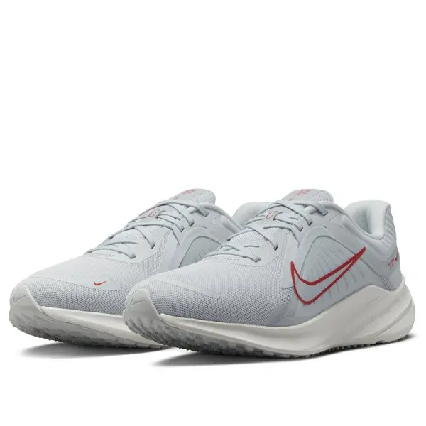 Nike Quest Athletic Sneakers - Grey/orange