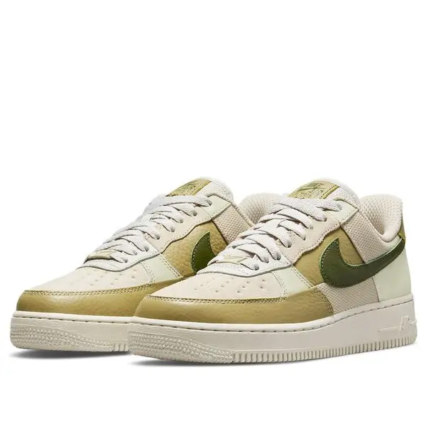 Nike Force 1 Low Casual Sneakers - Cream/green