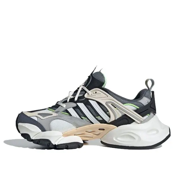 Adidas Xlg Runner Deluxe - White