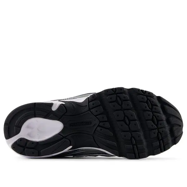 NEW BALANCE 740 Bungee Lace Athletic Sneakers