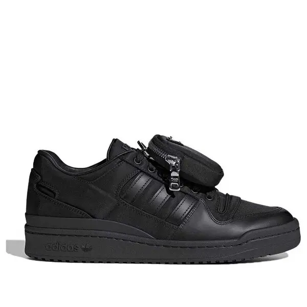 Adidas Prada X Forum Low "core" Sneakers