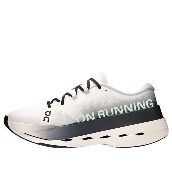 On Cloudboom Max Sneakers - White/black