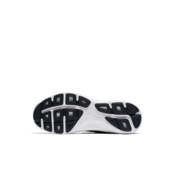 Nike Revolution 3 Low Top Sneakers