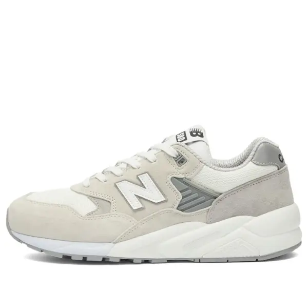 NEW BALANCE 580 X Comme Des Garcons Homme Sneakers - White
