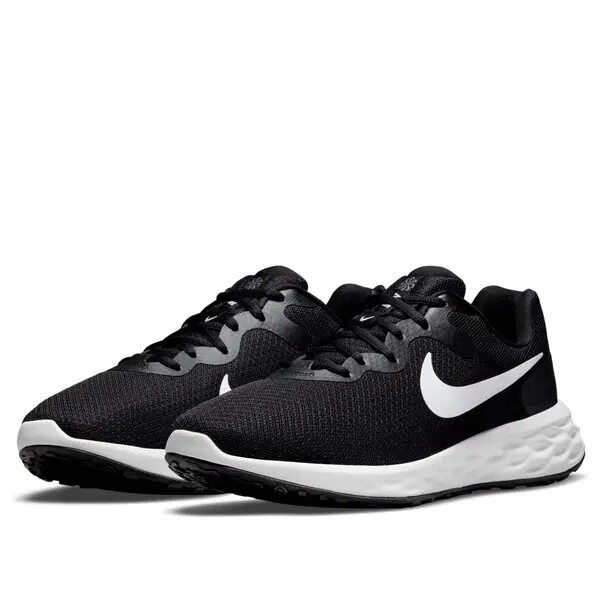 Nike Revolution 6 Extra Wide Sneakers