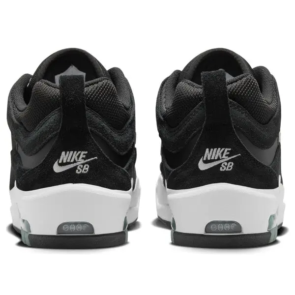 Nike Air Max Ishod "wair Panda" Sneakers