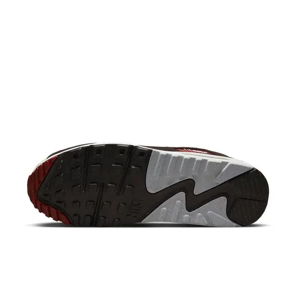 Nike Max 90 'social Fc' Low Top Sneakers - Cream/brown