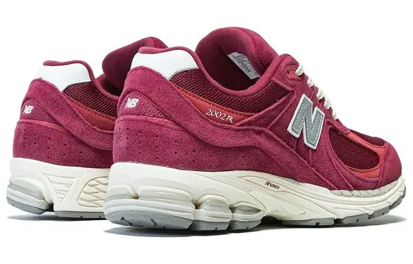 NEW BALANCE 2002r "suede Pack" Garnet Deep Earth - Red