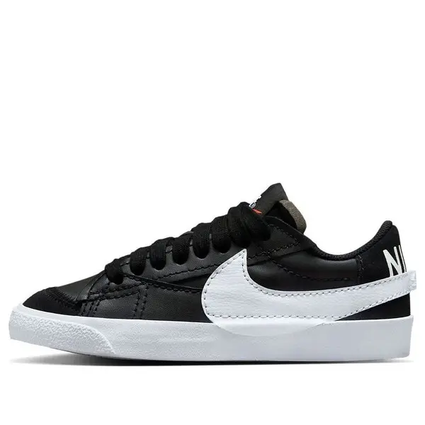Nike Blazer Low '77 Jumbo Sneakers