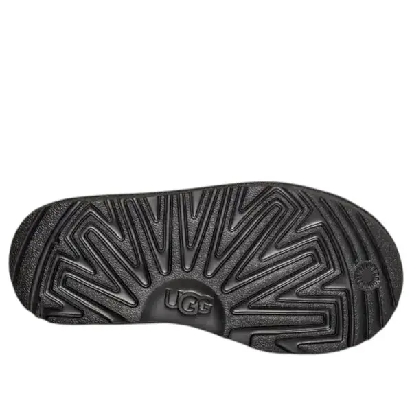 UGG Classic Slip-on Slipper