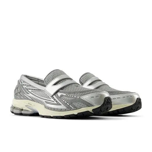NEW BALANCE 1906l Loafer Sneakers - Metallic Silver/grey