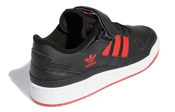 Adidas Forum Low Sneakers