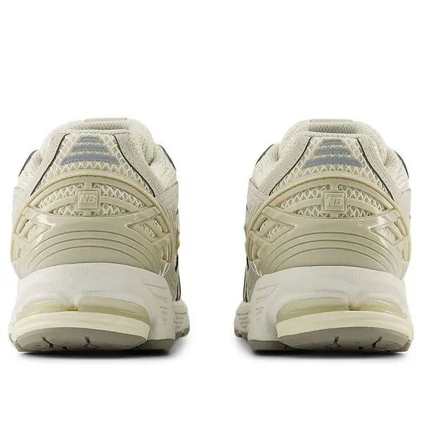 NEW BALANCE 1906r Lace-up Sneakers - Cream