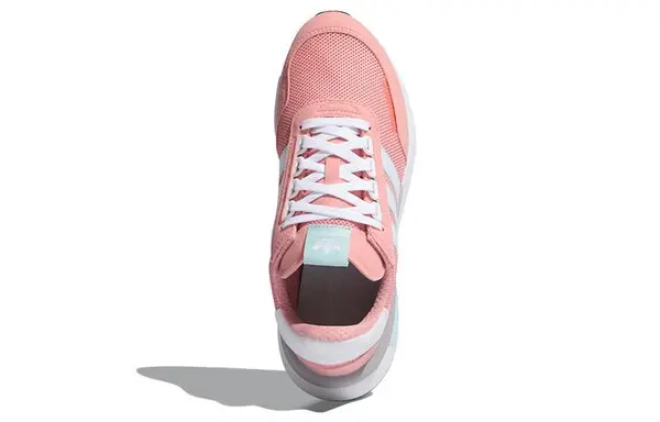 Adidas Retroset Sneakers