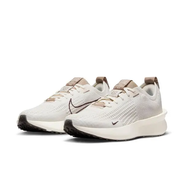 Nike Interact Run Sneakers - Beige